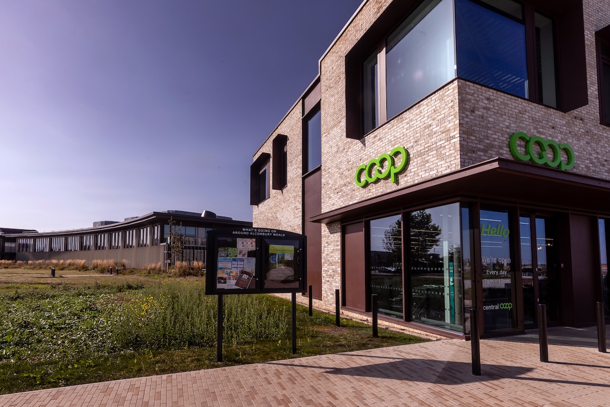 Eat and drink | Alconbury Weald