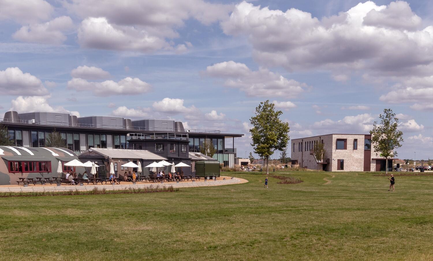 Eat and drink | Alconbury Weald